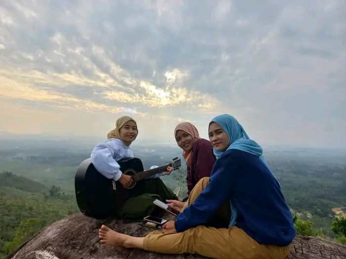 Jelajah Pesona Wisata Kabupaten Melawi: Destinasi Wisata Tersembunyi Di ...