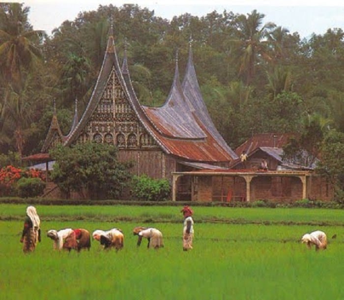 Pesona Kabupaten Lingga: Destinasi Wisata Yang Menawan Di Kepulauan ...