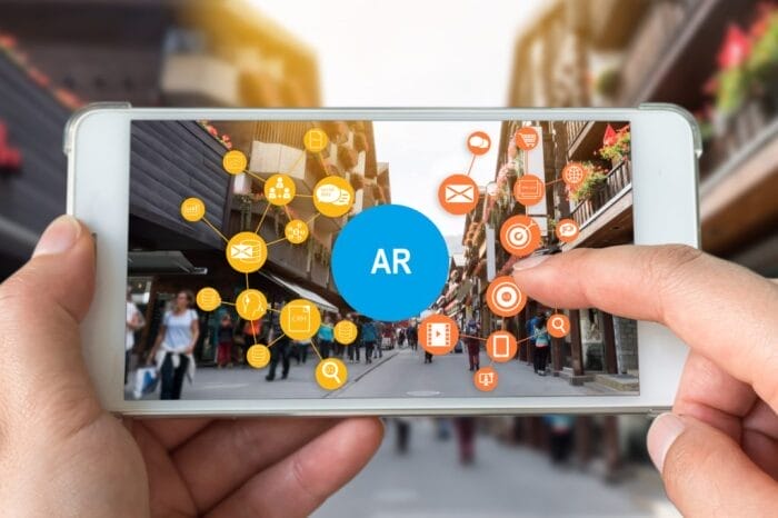 Augmented Reality: Menggabungkan Dunia Nyata Dan Digital - PULUNG.NET
